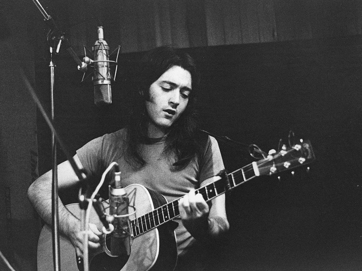 Homepage - The Official Site of Rory Gallagher