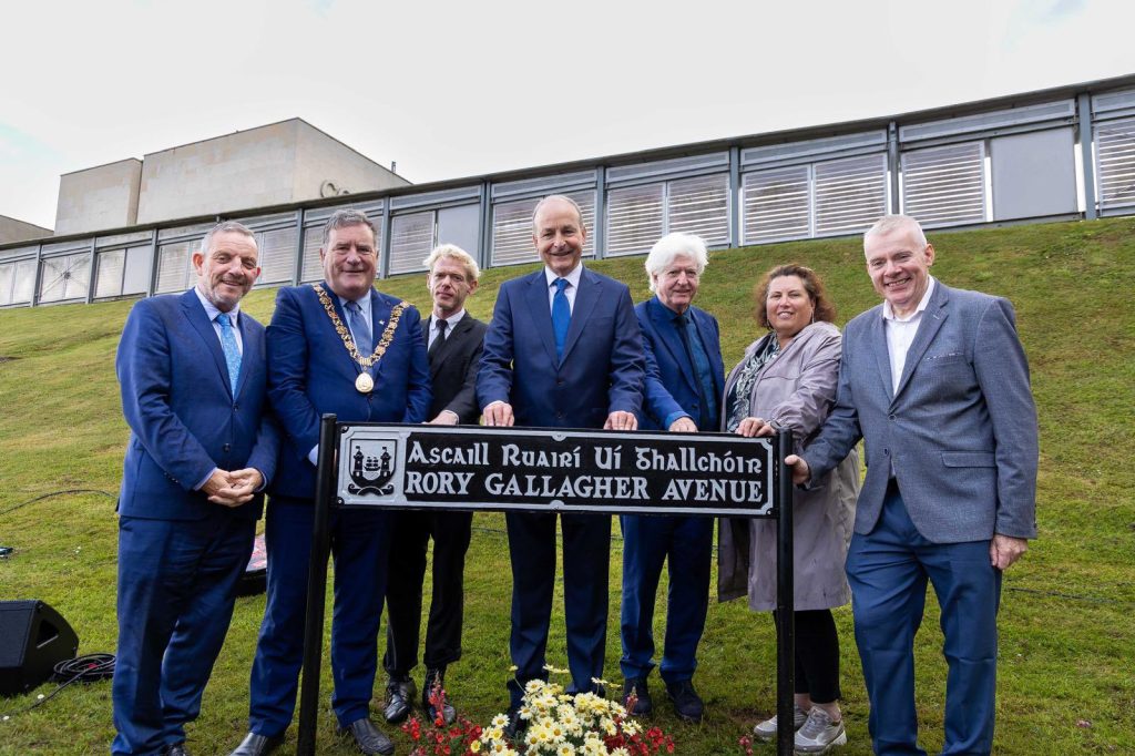 Rory Gallagher Avenue - The Official Site of Rory Gallagher